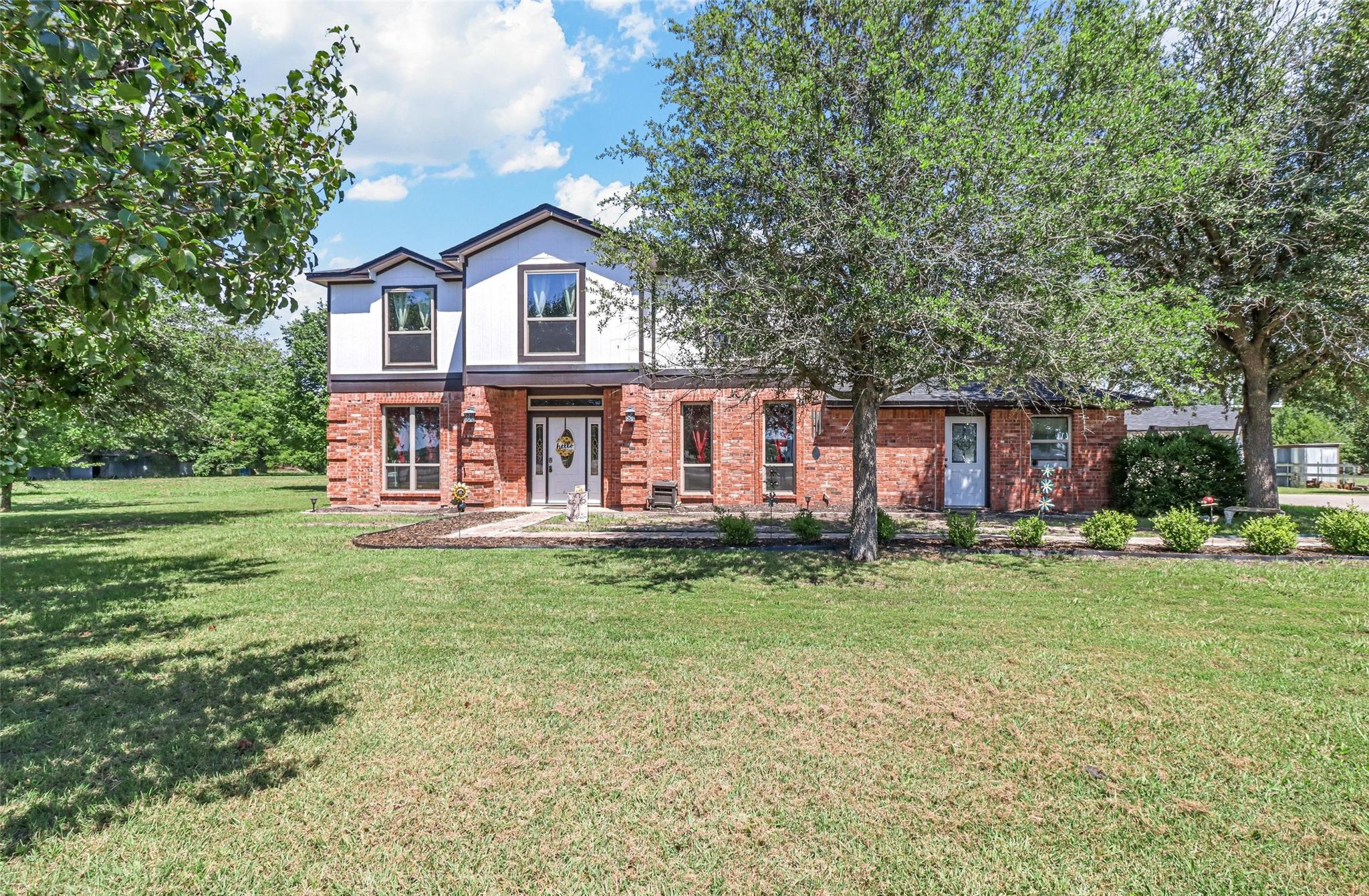 1107 S State Highway 121, Bonham, TX 75418 - See Est. Value, Schools & More