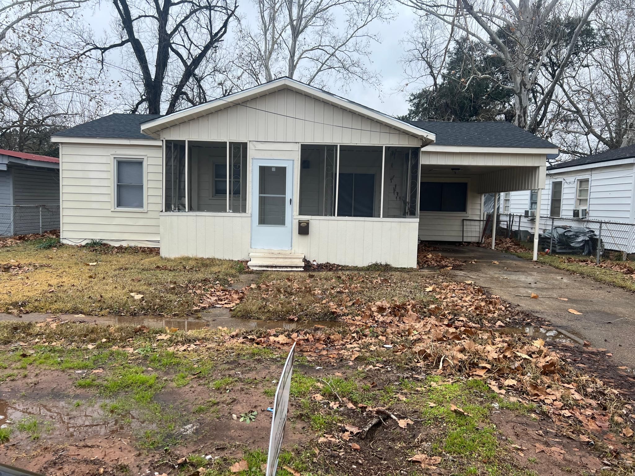 5232 Leo St, Alexandria, LA 71301 - See Est. Value, Schools & More