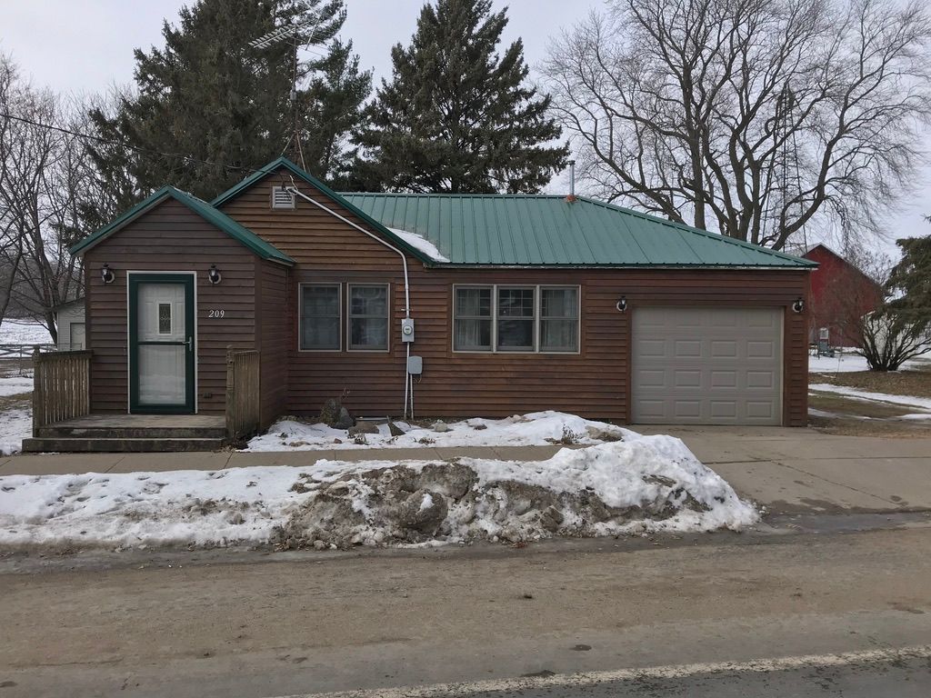 209 Center St S, Utica, MN 55979 - See Est. Value, Schools & More