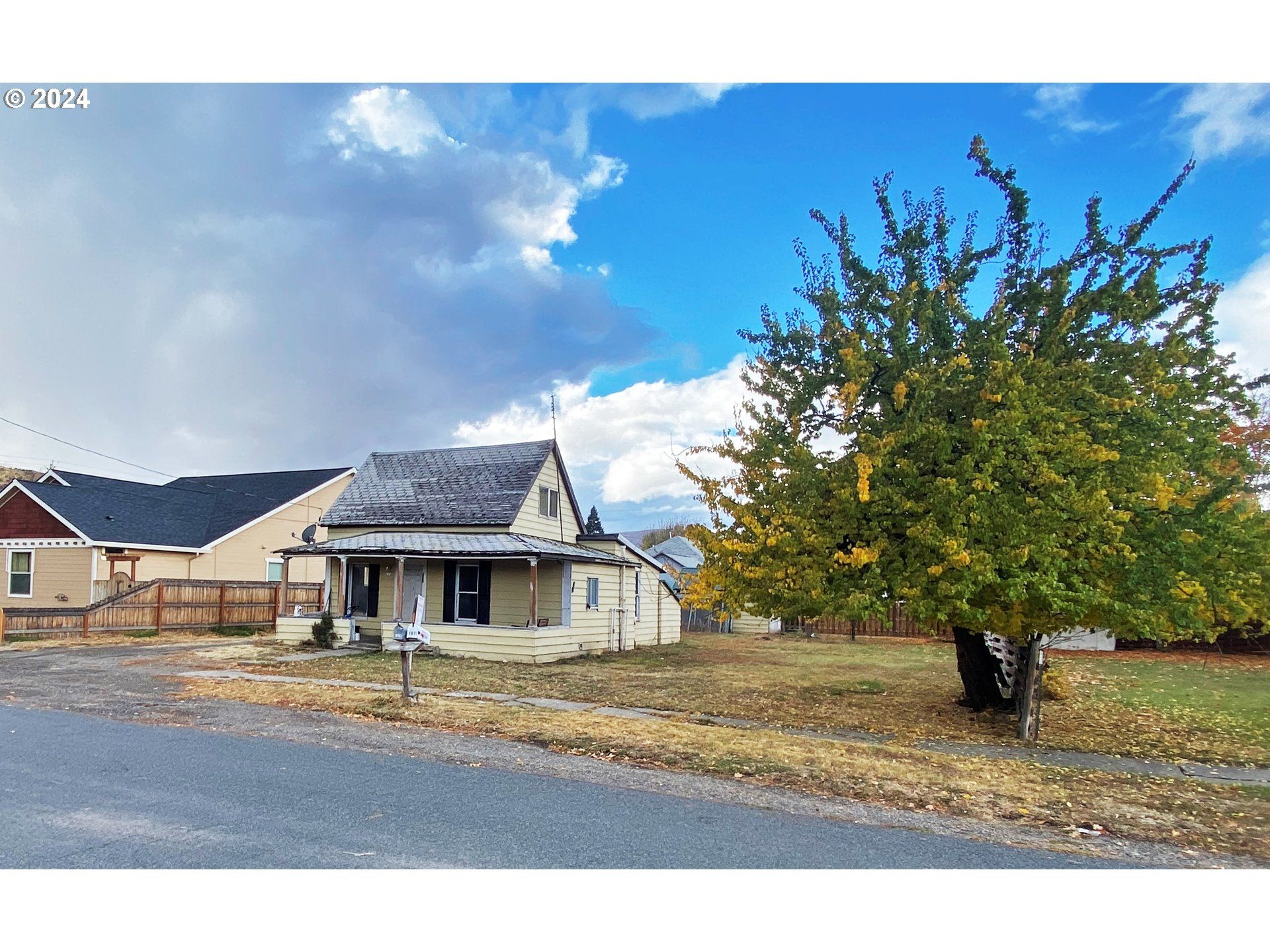 1815 Balm St, Baker City, OR 97814 - See Est. Value, Schools & More