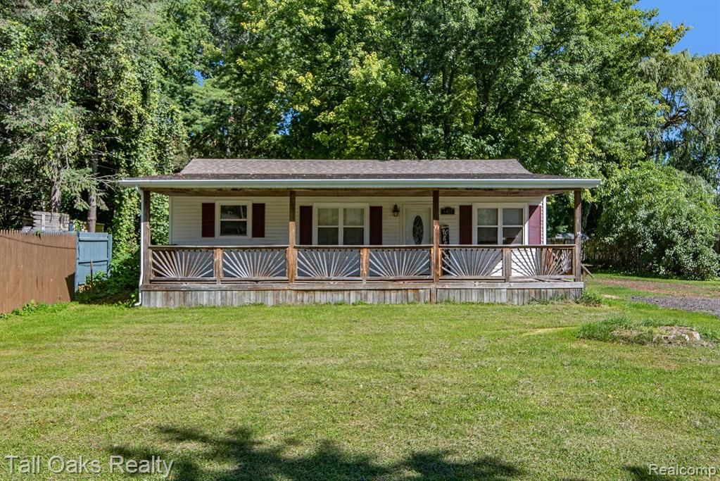 6453 Webb Dr, Flint, MI 48506 | Trulia