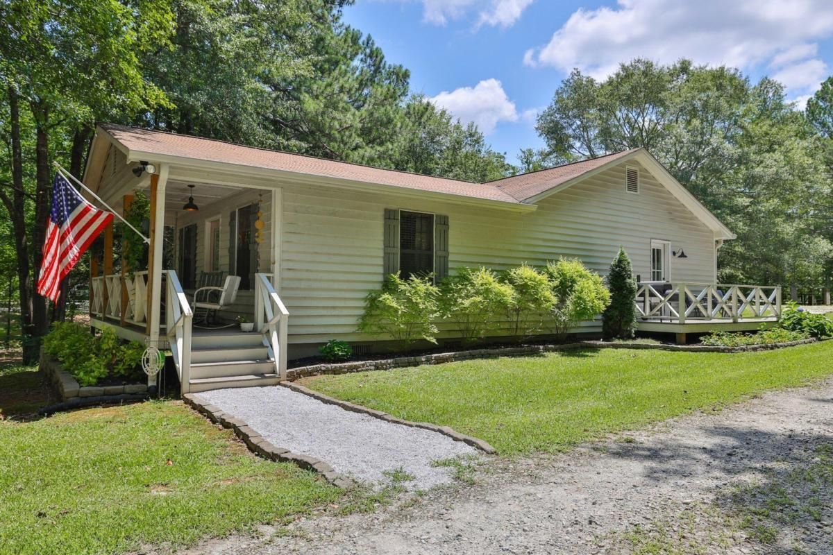 3120 Pebblebrook Dr, Loganville, GA 30052 | Trulia