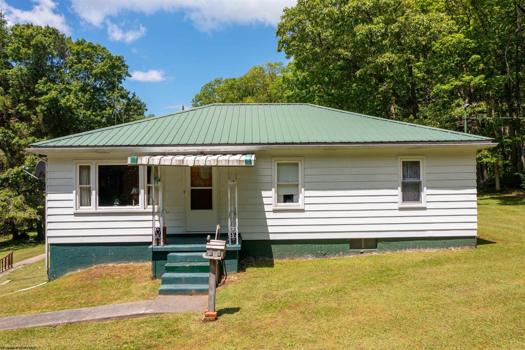 939 Cranesville Rd, Terra alta, WV 26764 - See Est. Value, Schools & More