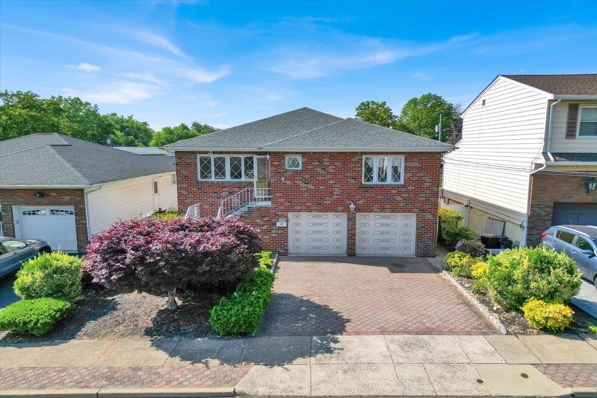 631 Chestnut Pl, Secaucus, NJ 07094 | Trulia