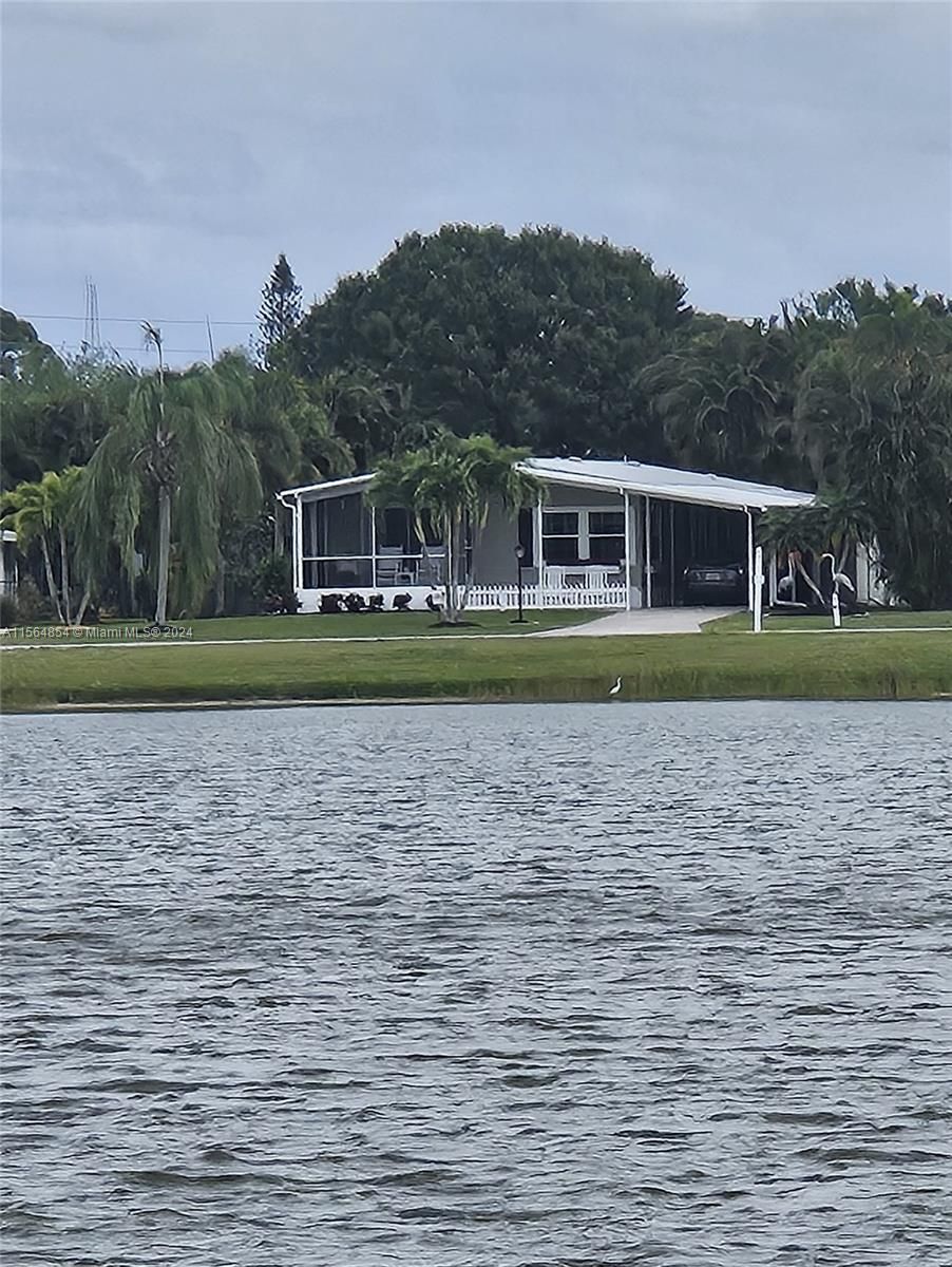 9061 SW Chevy Cir, Stuart, FL 34997 - See Est. Value, Schools & More