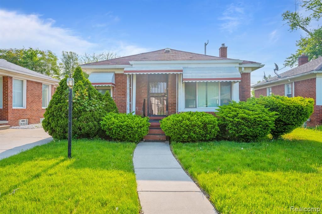 18614 Fenmore St, Detroit, MI 48235 - See Est. Value, Schools & More