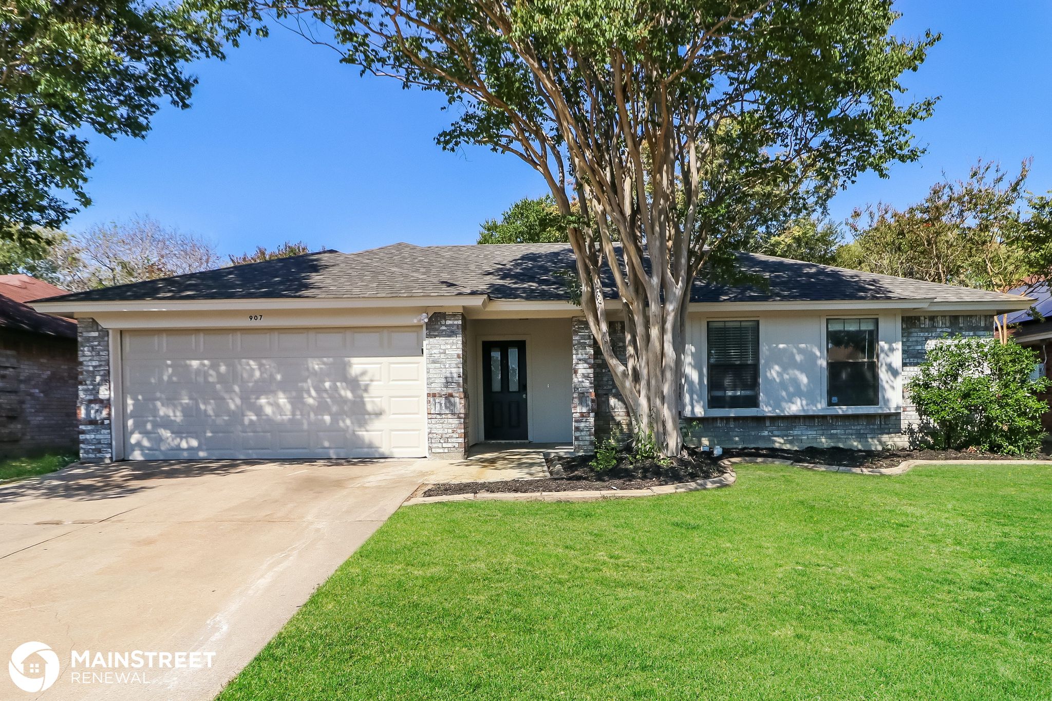 907 Fiero Dr, Arlington, TX 76001 - See Est. Value, Schools & More