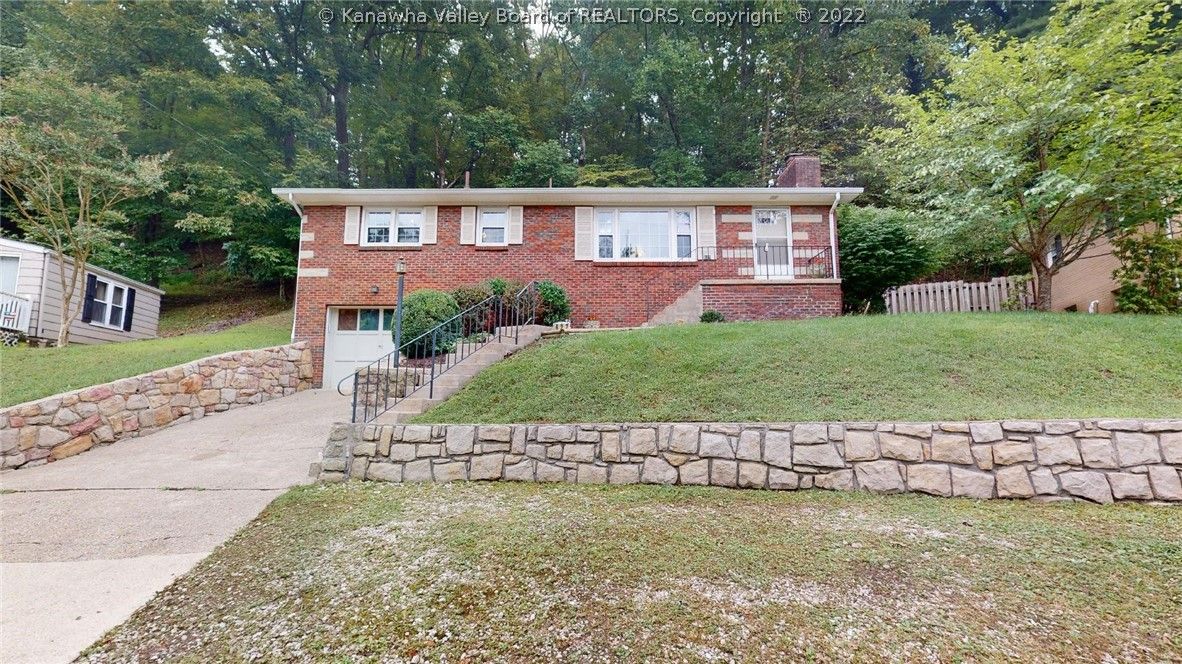 627 Gordon Dr, Charleston, WV 25314 - See Est. Value, Schools & More