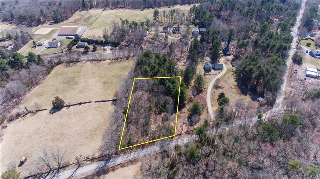 114 Stillman Rd, North Stonington, CT 06359 - See Est. Value, Schools ...