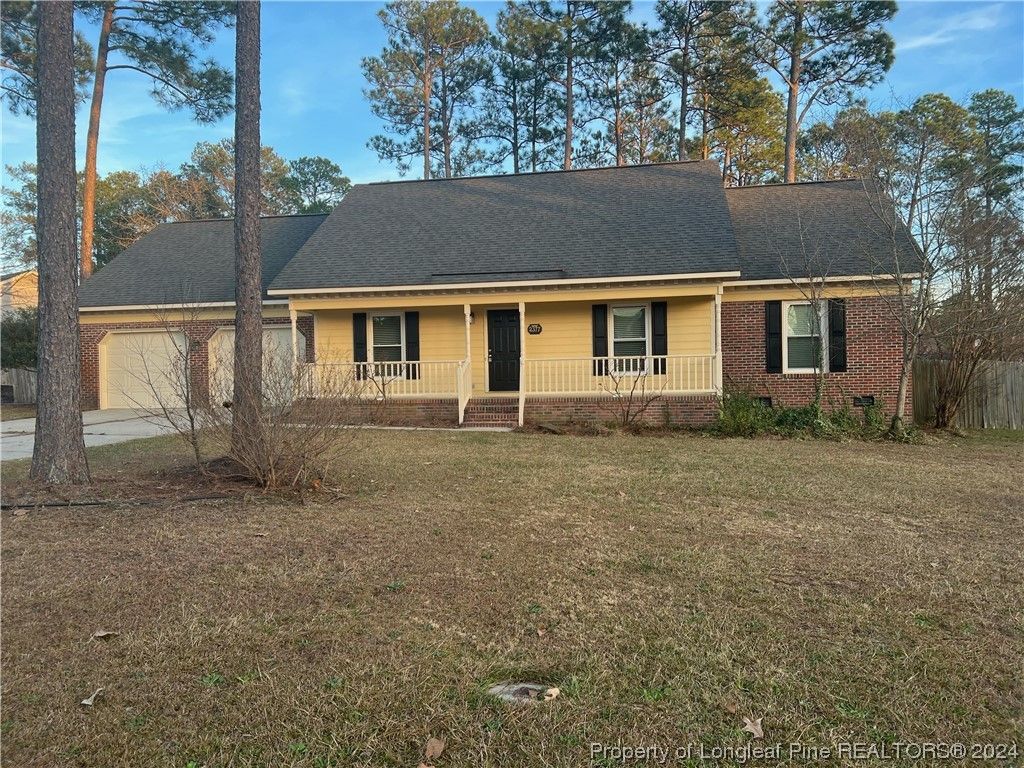 2377 Dunwoody Dr, Fayetteville, NC 28306 - See Est. Value, Schools & More
