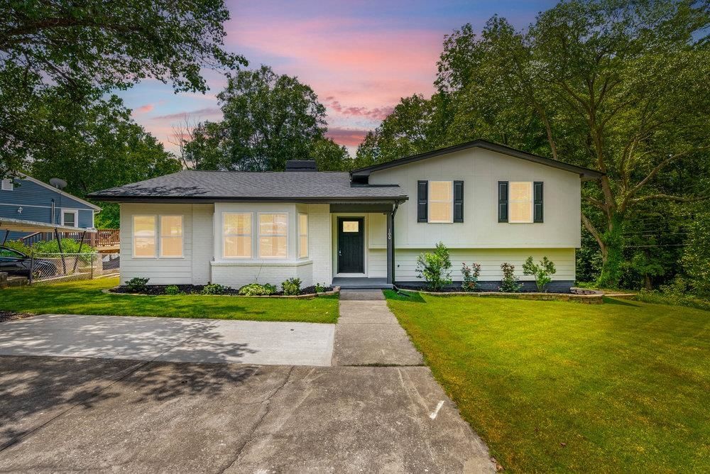 100 Robin Hood Rd, Greenville, SC 29607 - See Est. Value, Schools & More