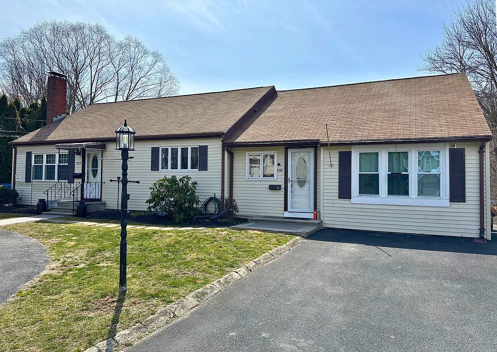 337 Ash St, Reading, MA 01867 | Trulia