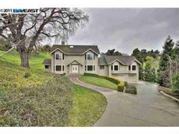 965 Elwyn Pl, Danville, CA 94526 - See Est. Value, Schools & More