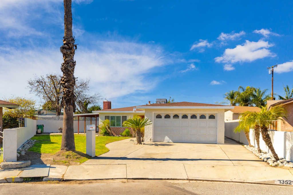 13521 Shadylawn Pl, Baldwin Park, CA 91706 - See Est. Value, Schools & More
