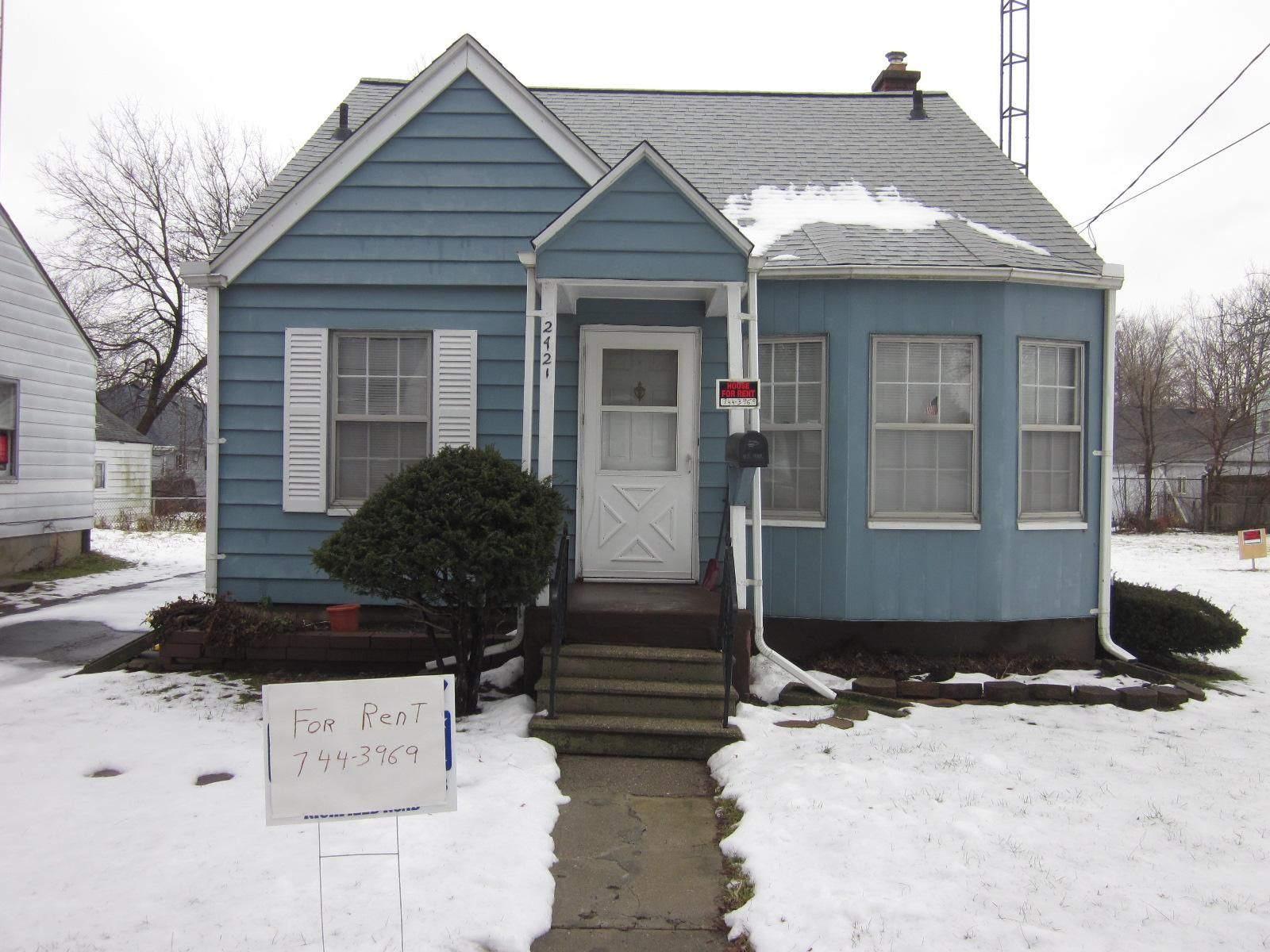2421 Pennsylvania Ave, Flint, MI 48506 | Trulia