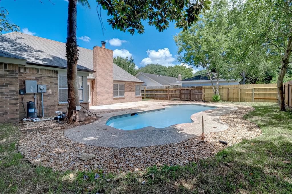 8015 Addicks Clodine Rd, Houston, TX 77083 - See Est. Value, Schools & More