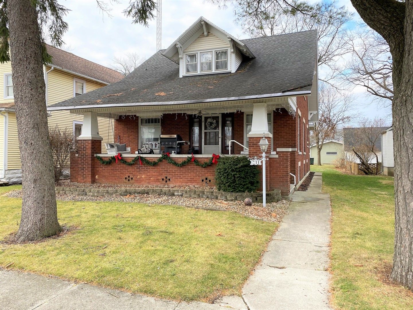 211 S Main St, Herscher, IL 60941 | Trulia