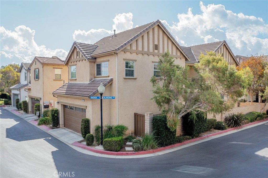 332 Sagehen Ct, Corona, CA 92878 - See Est. Value, Schools & More