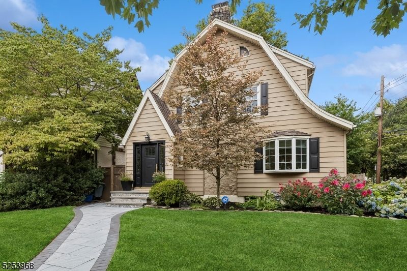 1 Aldon Terrace, Bloomfield, NJ 07003 - See Est. Value, Schools & More