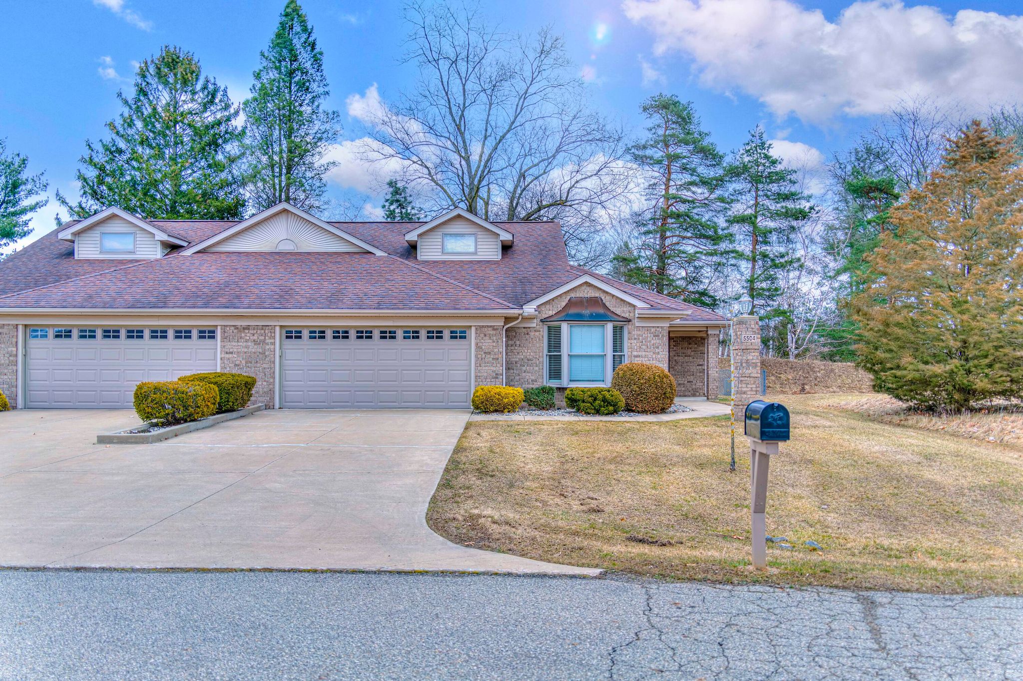 5504 Donavon Dr, Jackson, MI 49201 - See Est. Value, Schools & More