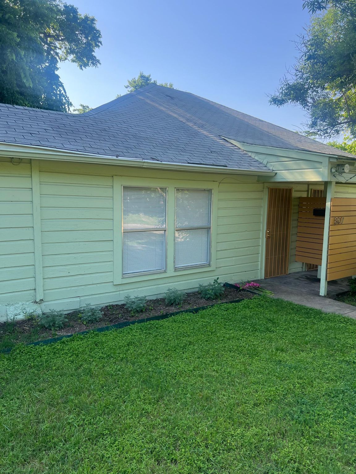 809 N Boulevard Ter #810, Dallas, TX 75211 - See Est. Value, Schools & More