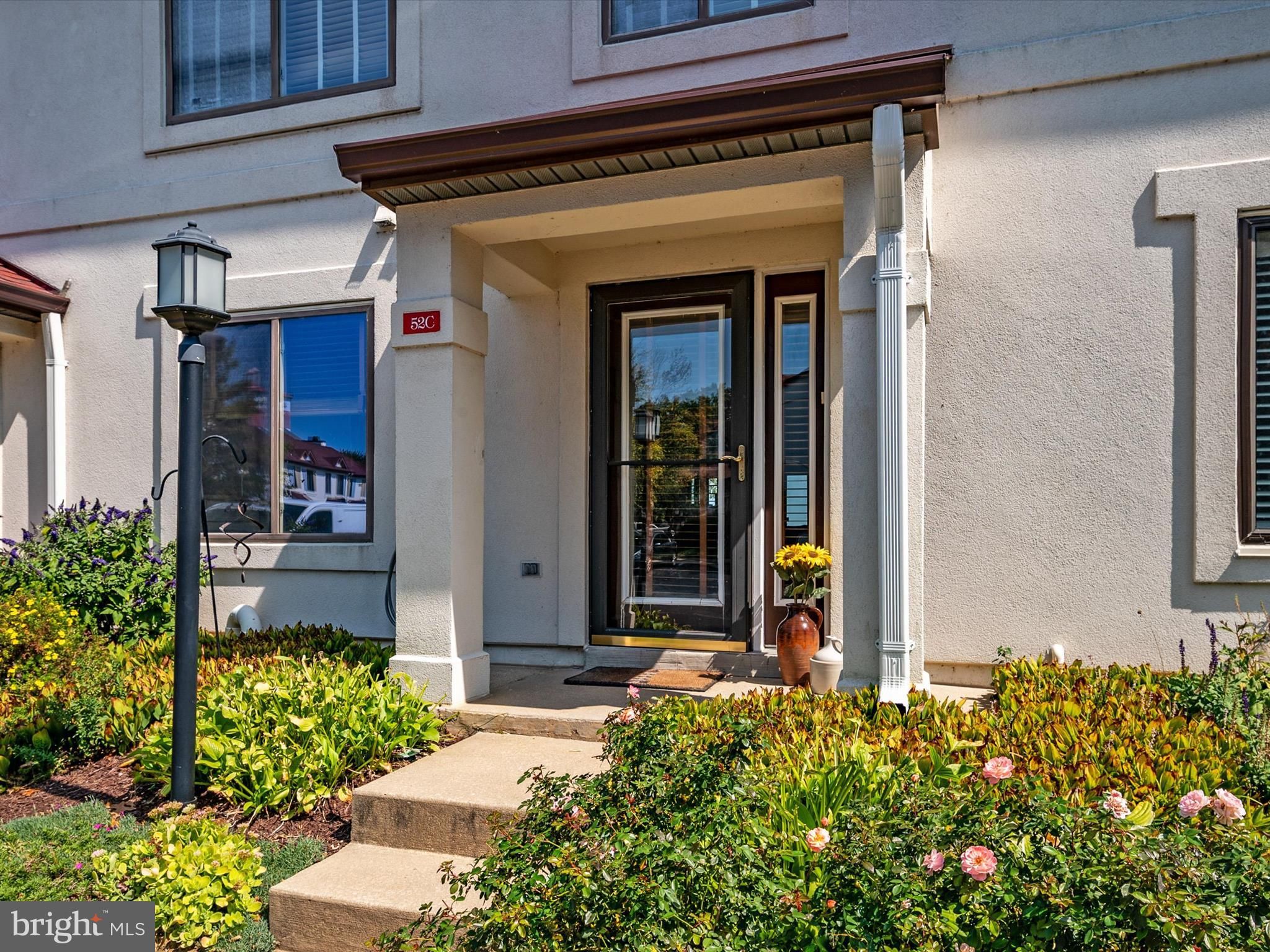 52 Queen Caroline Ct, Chester, MD 21619 - See Est. Value, Schools & More