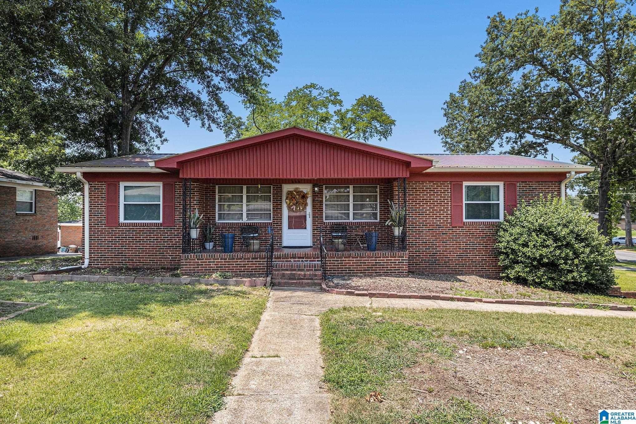 464 Hillview Dr, Fairfield, AL 35064 - See Est. Value, Schools & More