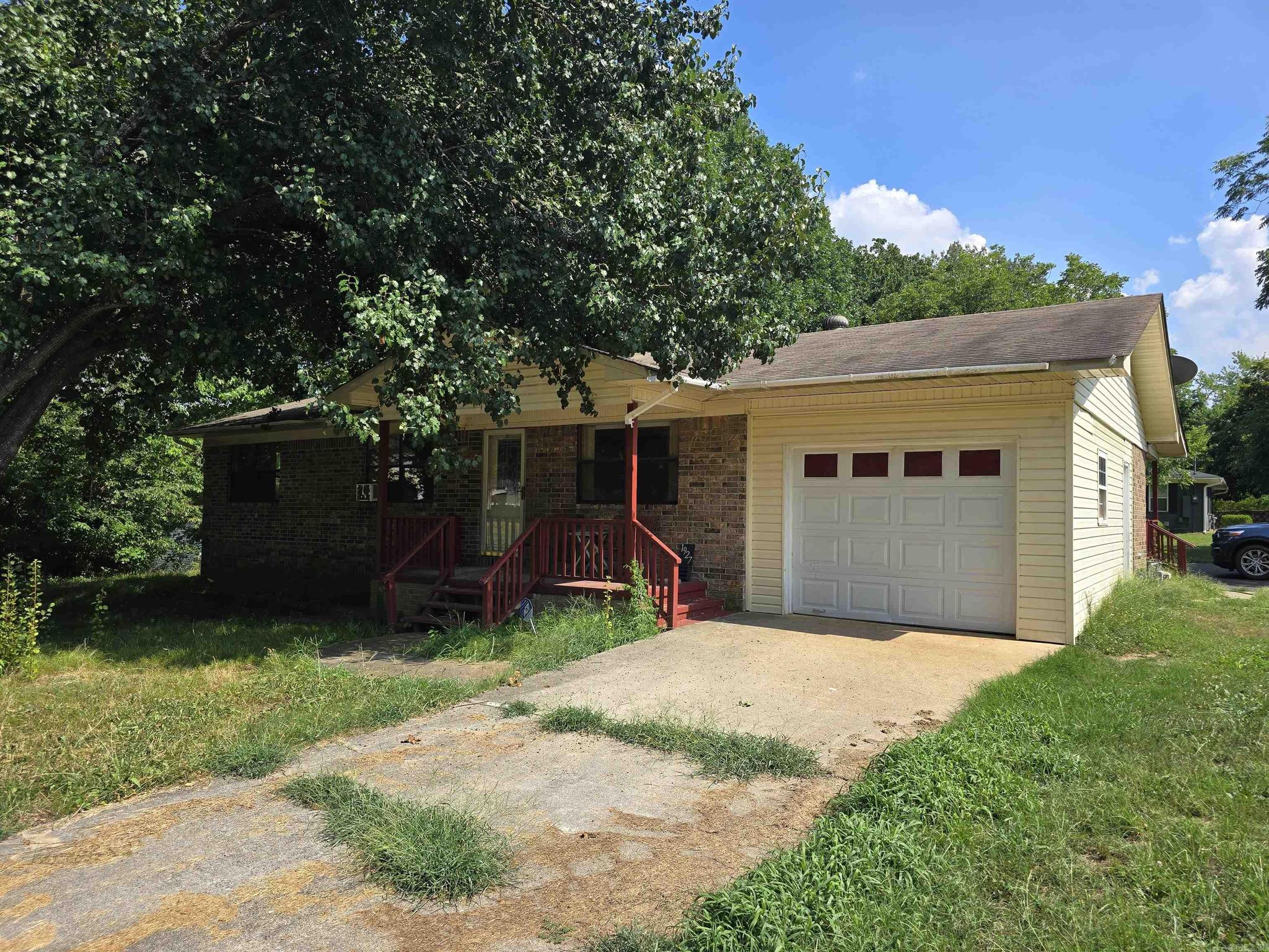 1927 Hobson Ave, Hot Springs, AR 71913 - See Est. Value, Schools & More