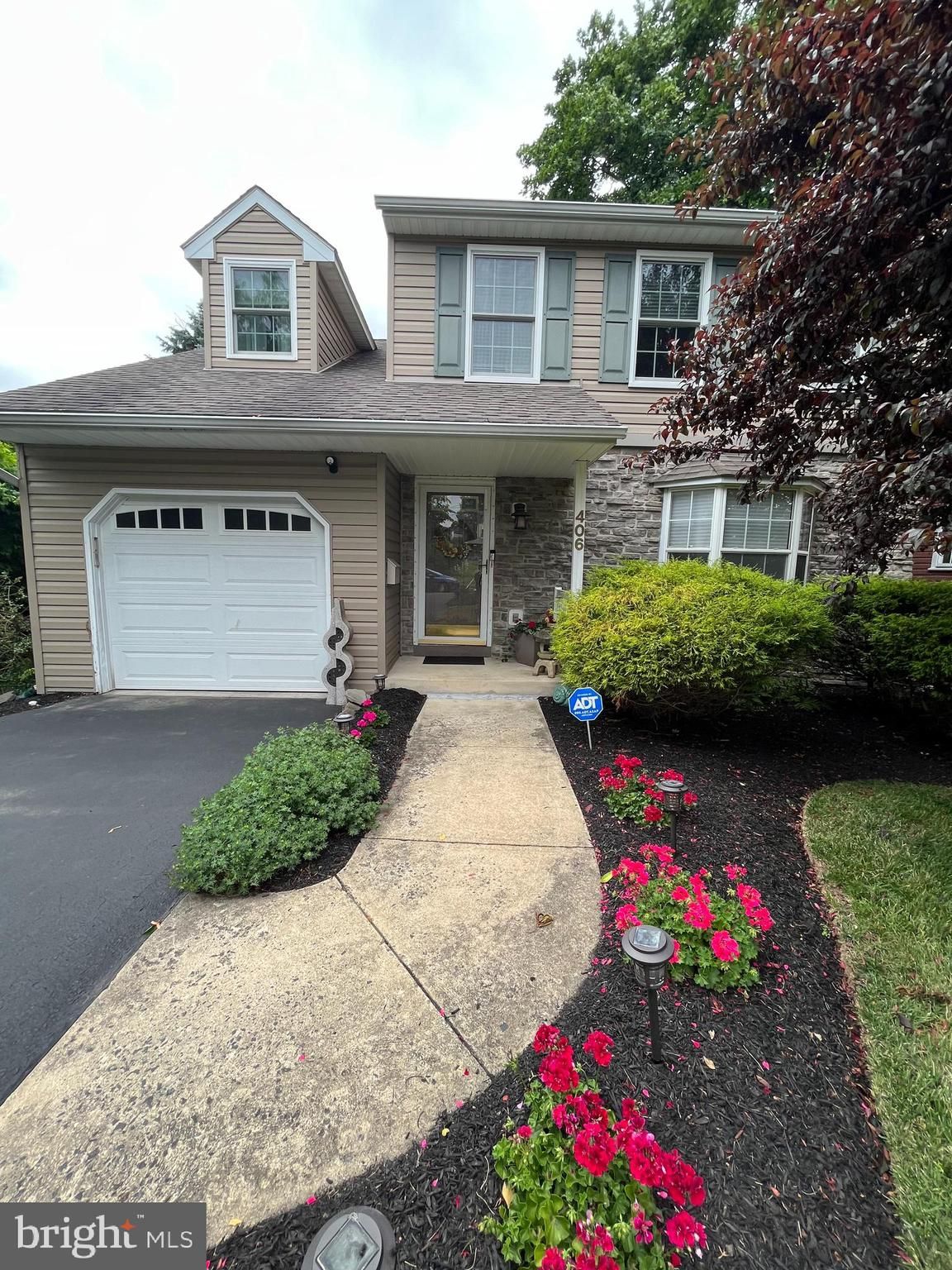 406 Shearer St, North Wales, PA 19454 - See Est. Value, Schools & More