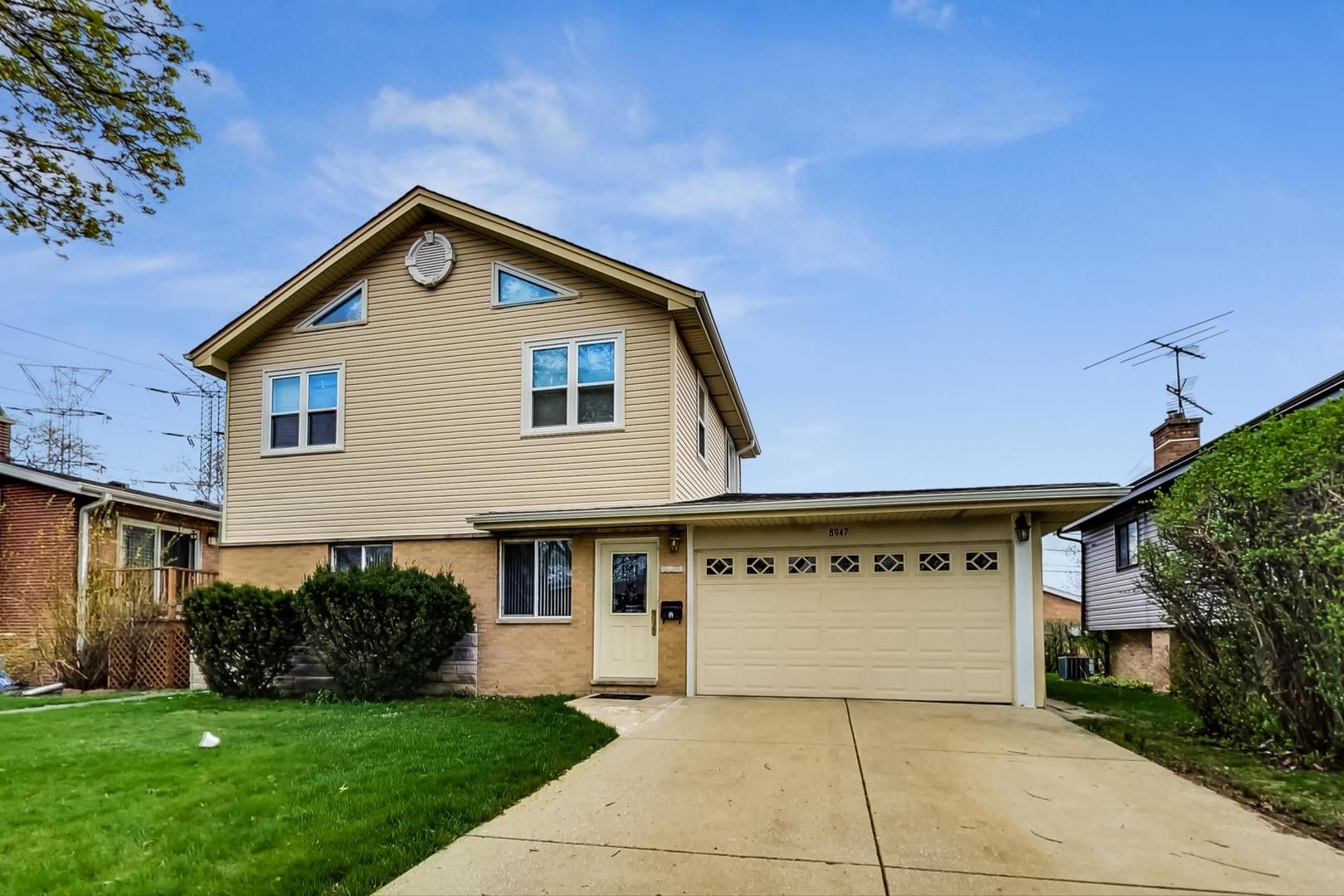 8947 Cherry Ave, Morton Grove, IL 60053 - See Est. Value, Schools & More