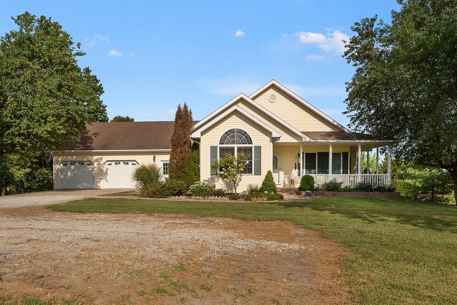 3564 County Road 213, Kingdom City, MO 65262 - See Est. Value, Schools ...