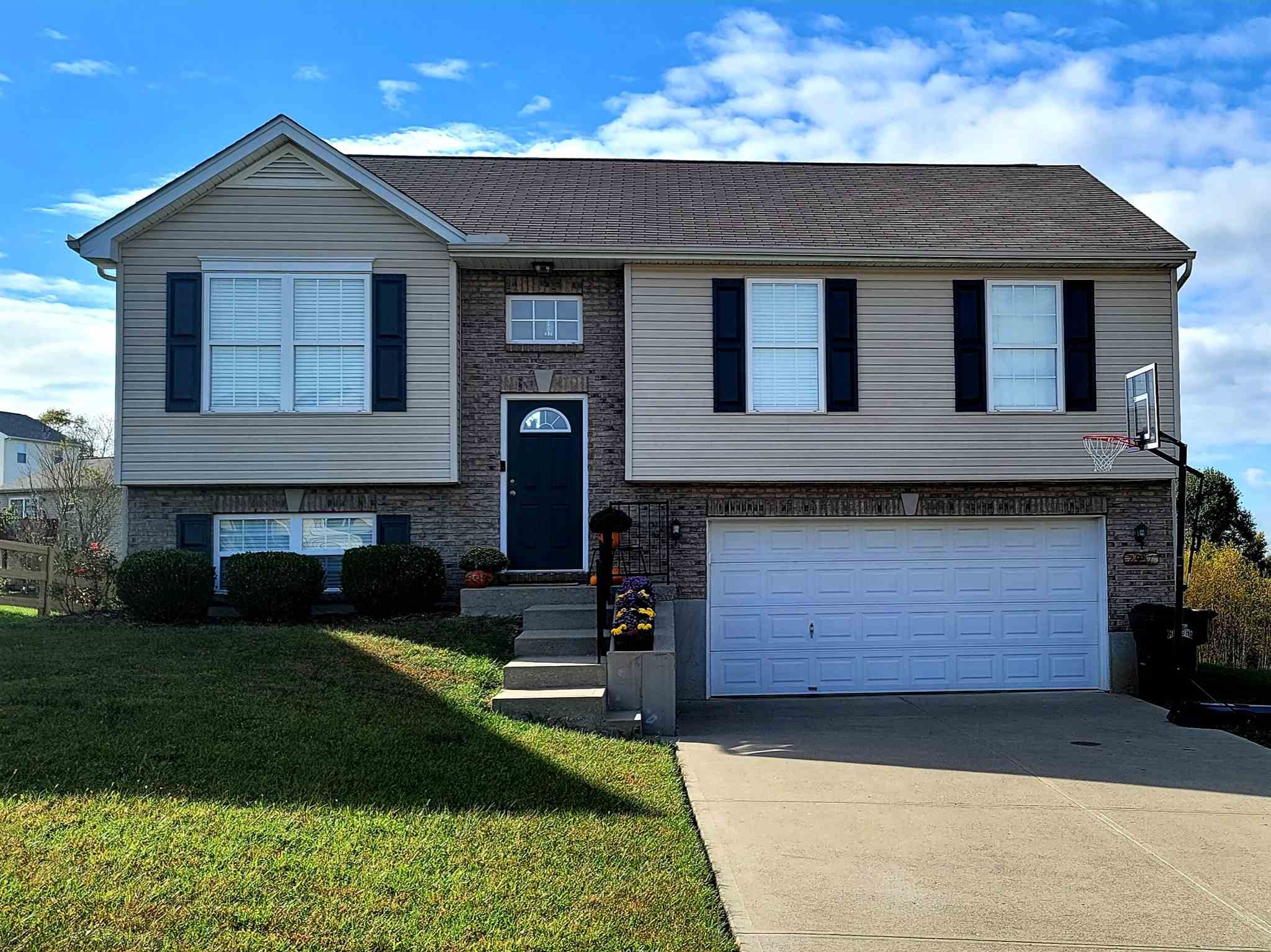 2957 Emma Ln, Hebron, KY 41048 - See Est. Value, Schools & More