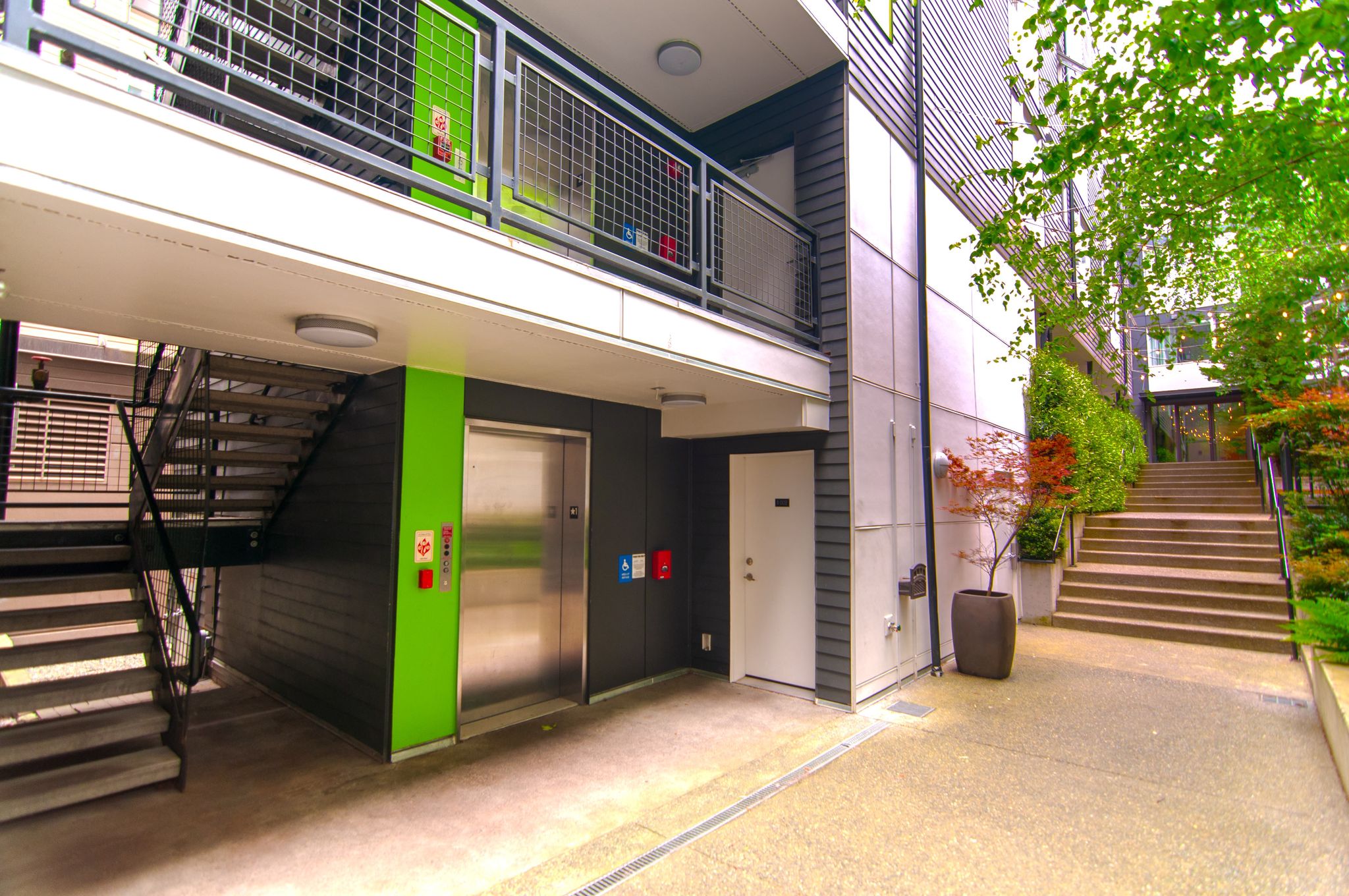 1414 E Yesler Way #D207, Seattle, WA 98122 - See Est. Value, Schools & More