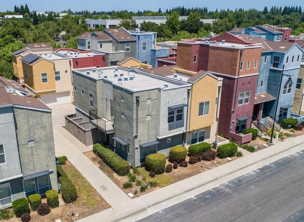 10865 Wraysbury Way, Rancho Cordova, CA 95670 | MLS# 224064271 | Trulia