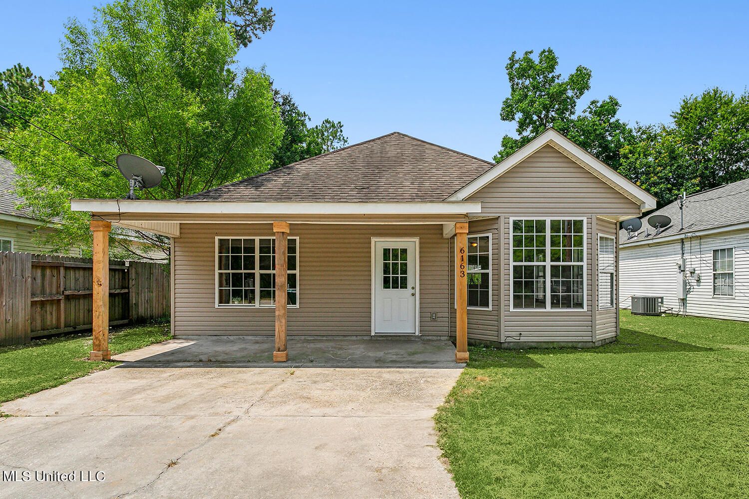 6163 E Ridley St, Bay saint louis, MS 39520 - See Est. Value, Schools ...