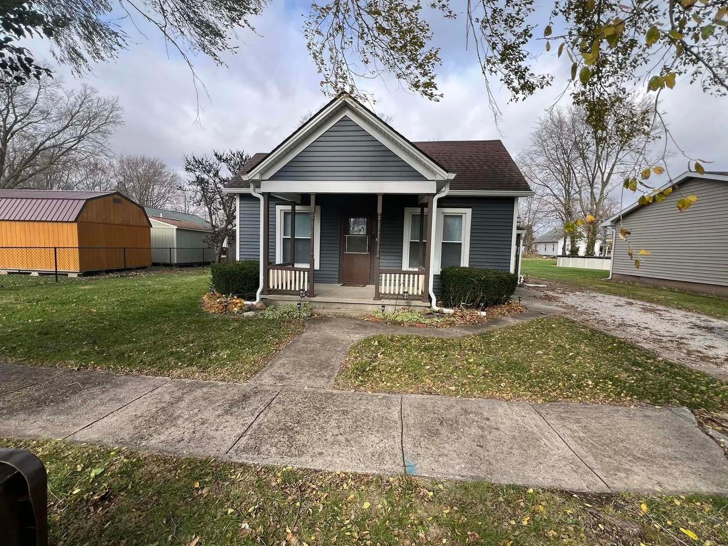 416 W Benjamin St, Kenney, IL 61749 - See Est. Value, Schools & More
