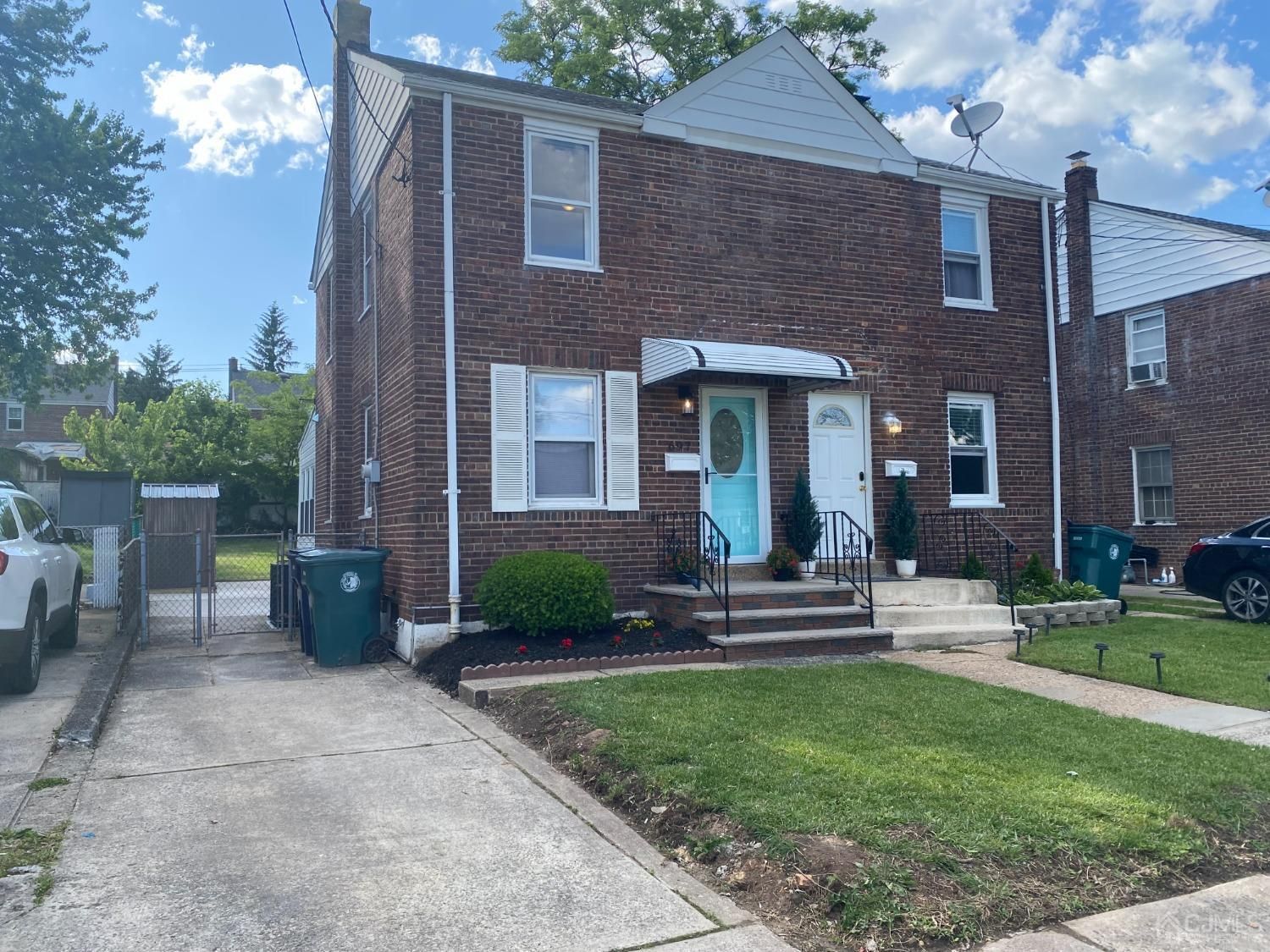 697 Colgate Ave, Perth Amboy, NJ 08861 - See Est. Value, Schools & More