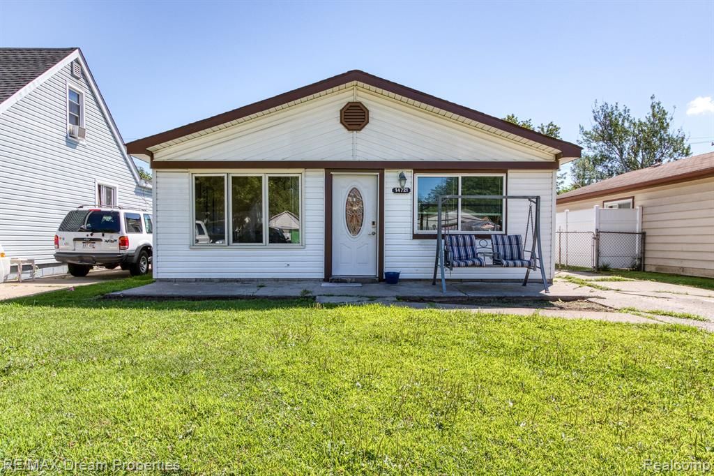 14721 McGuire St, Taylor, MI 48180 | Trulia