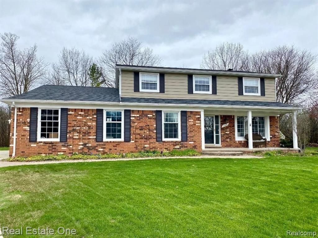 4569 Heatherbrook Rd, Troy, MI 48098 - See Est. Value, Schools & More