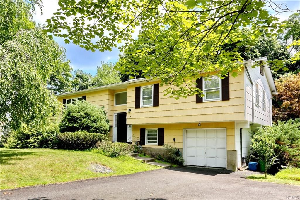 2 Dunhill Ln, Monsey, NY 10952 - See Est. Value, Schools & More