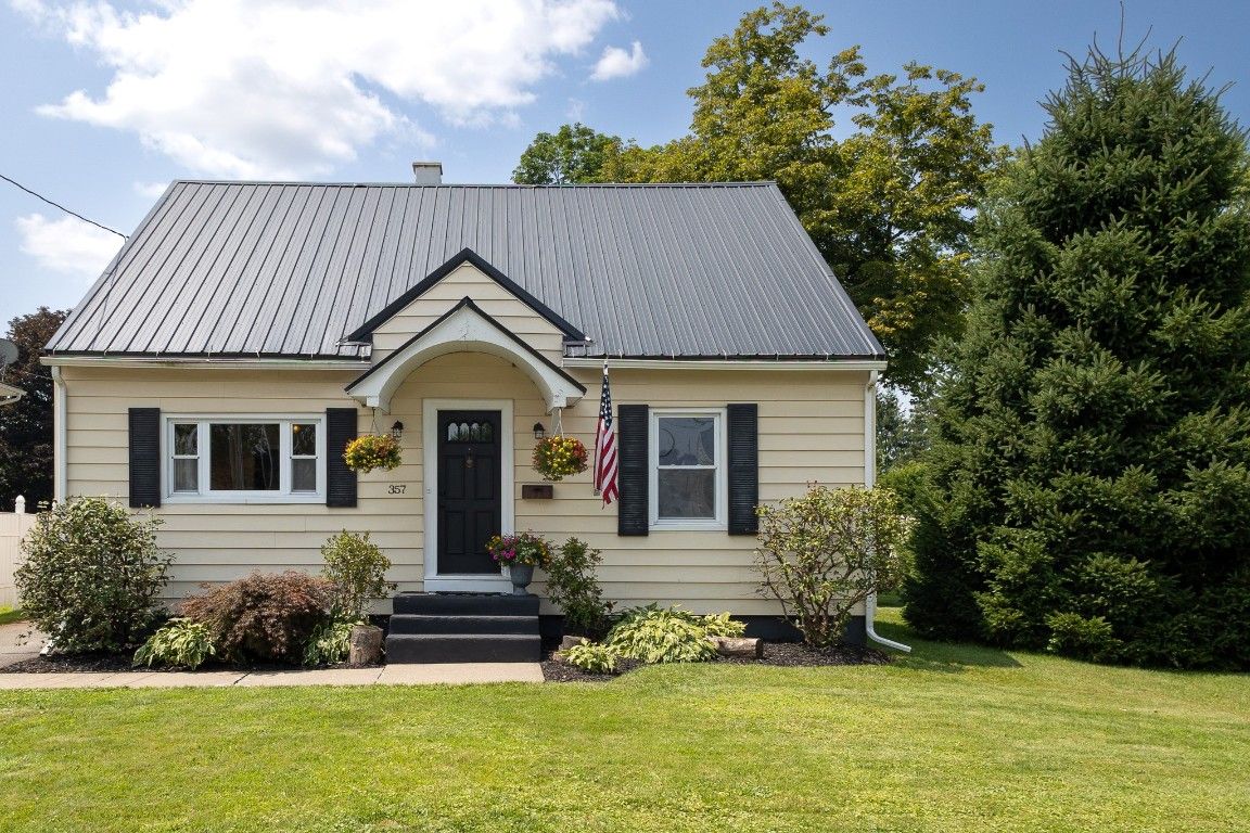 357 Oak St, Vestal, NY 13850 - See Est. Value, Schools & More