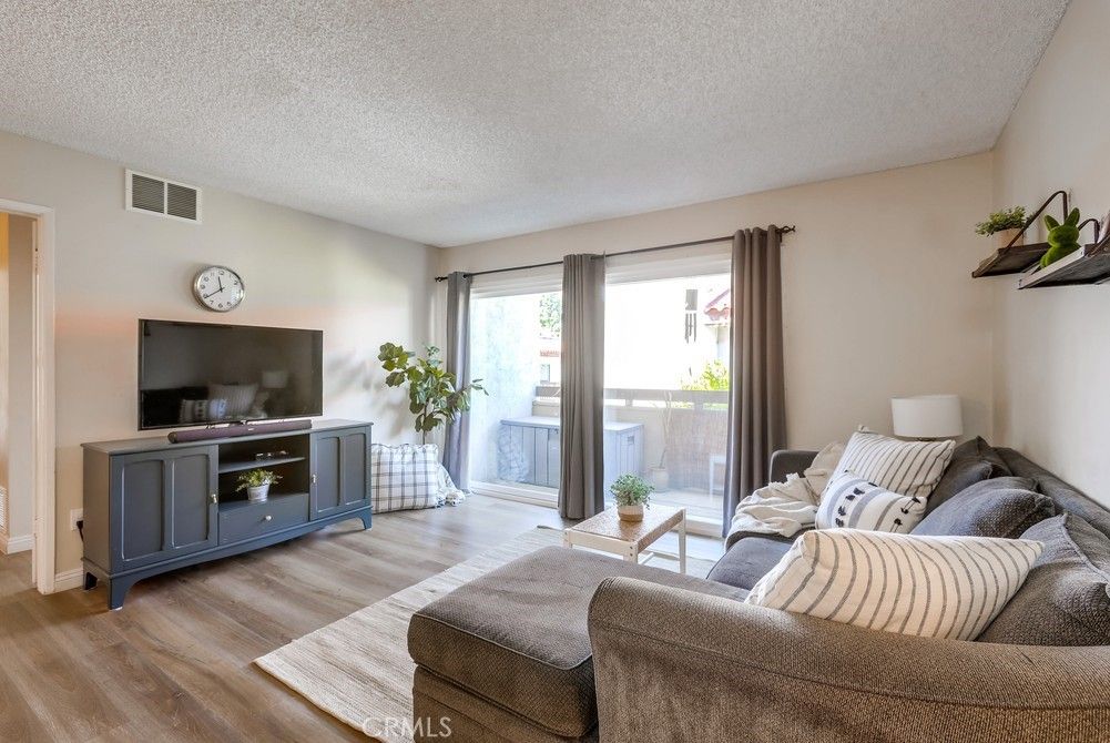 2501 W Sunflower Ave #F14, Santa Ana, CA 92704 - See Est. Value ...