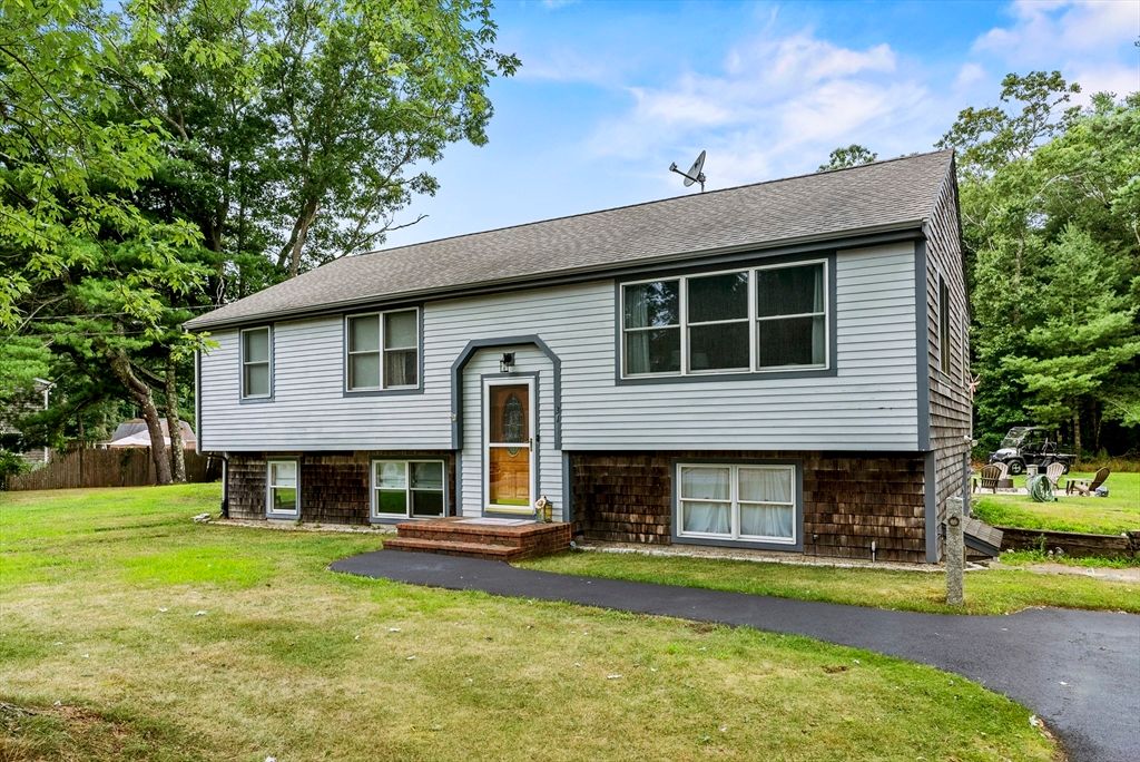31 Quaker Rd, Carver, MA 02330 - See Est. Value, Schools & More