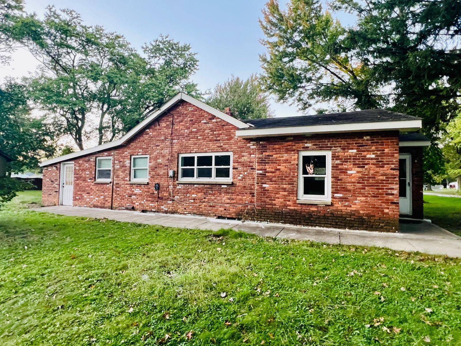 8308 Bellflower Rd, Mentor, OH 44060 - See Est. Value, Schools & More