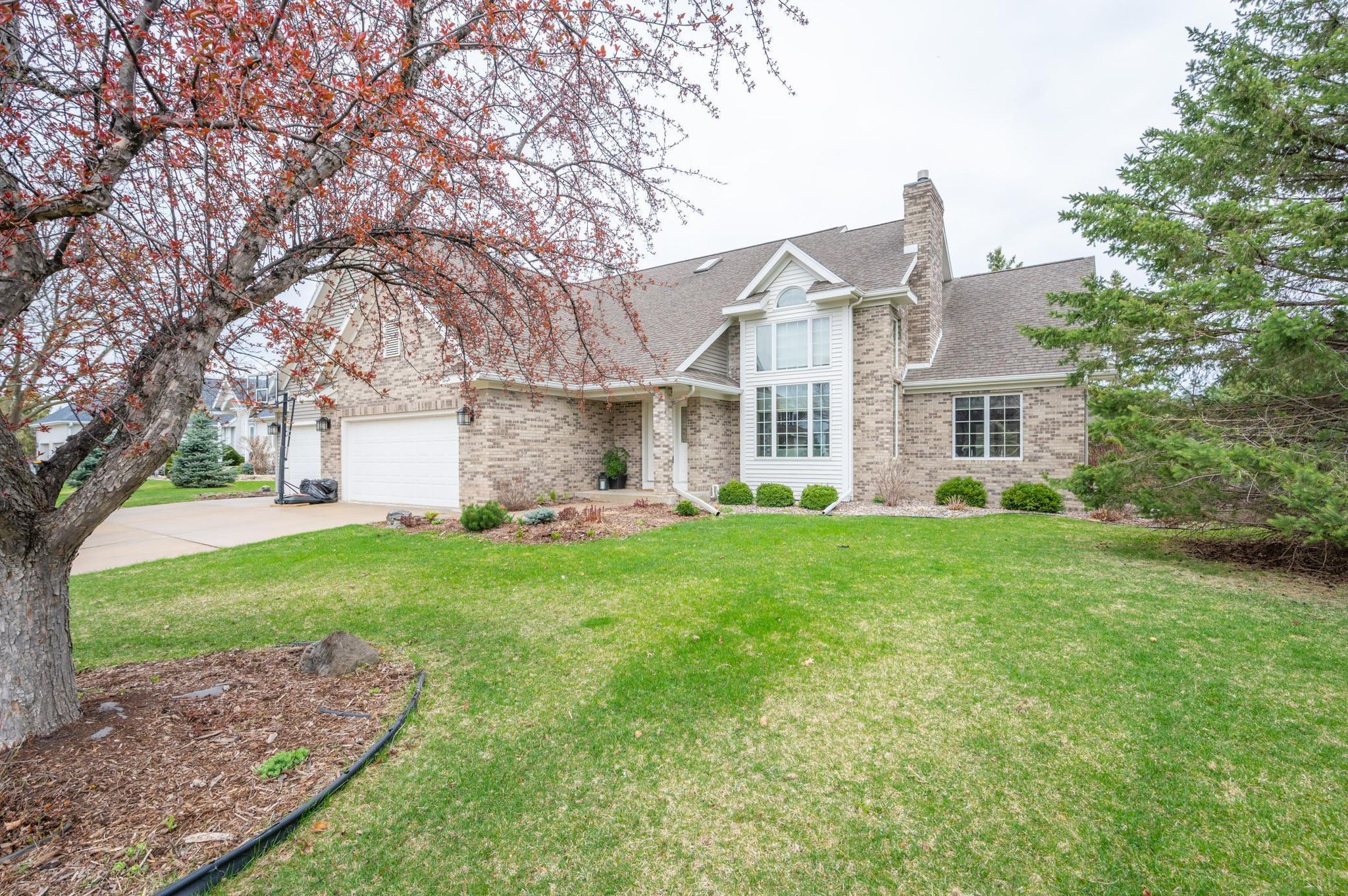 828 Fox Pointe Ln SW, Rochester, MN 55902 - See Est. Value, Schools & More