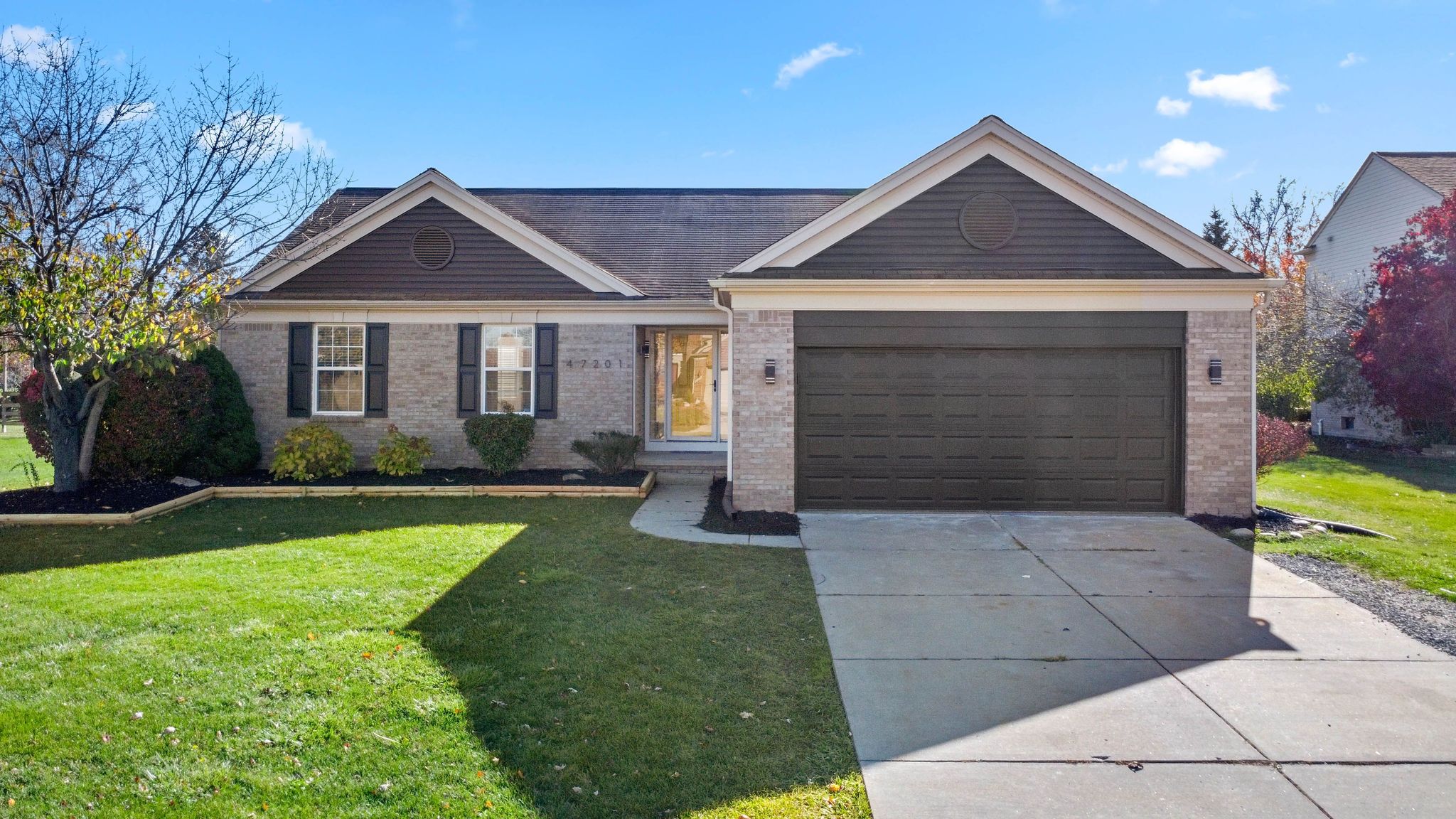47201 Bayview Ct, Canton, MI 48188 - See Est. Value, Schools & More