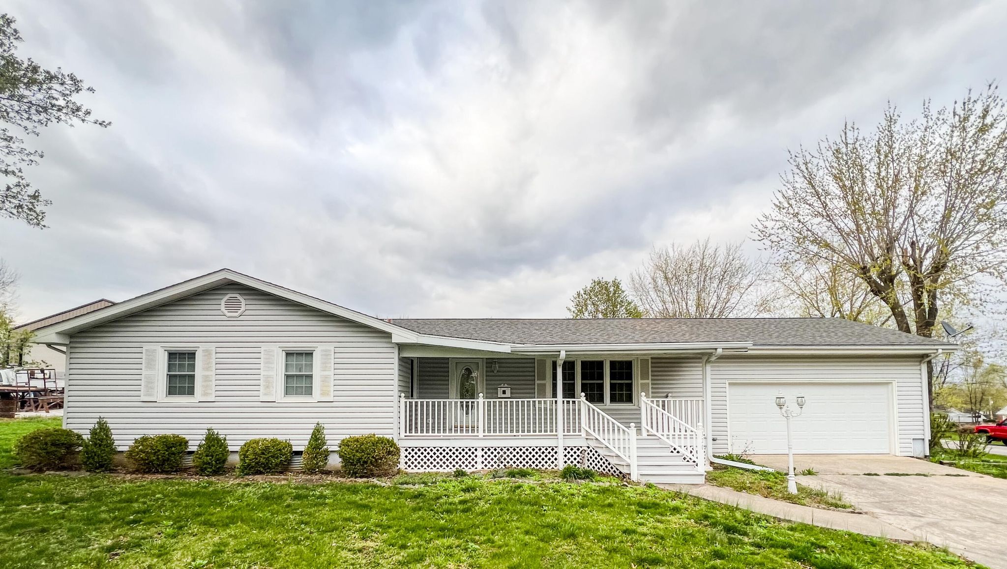 320 McMurry St, Paris, MO 65275 | MLS# 130098 | Trulia
