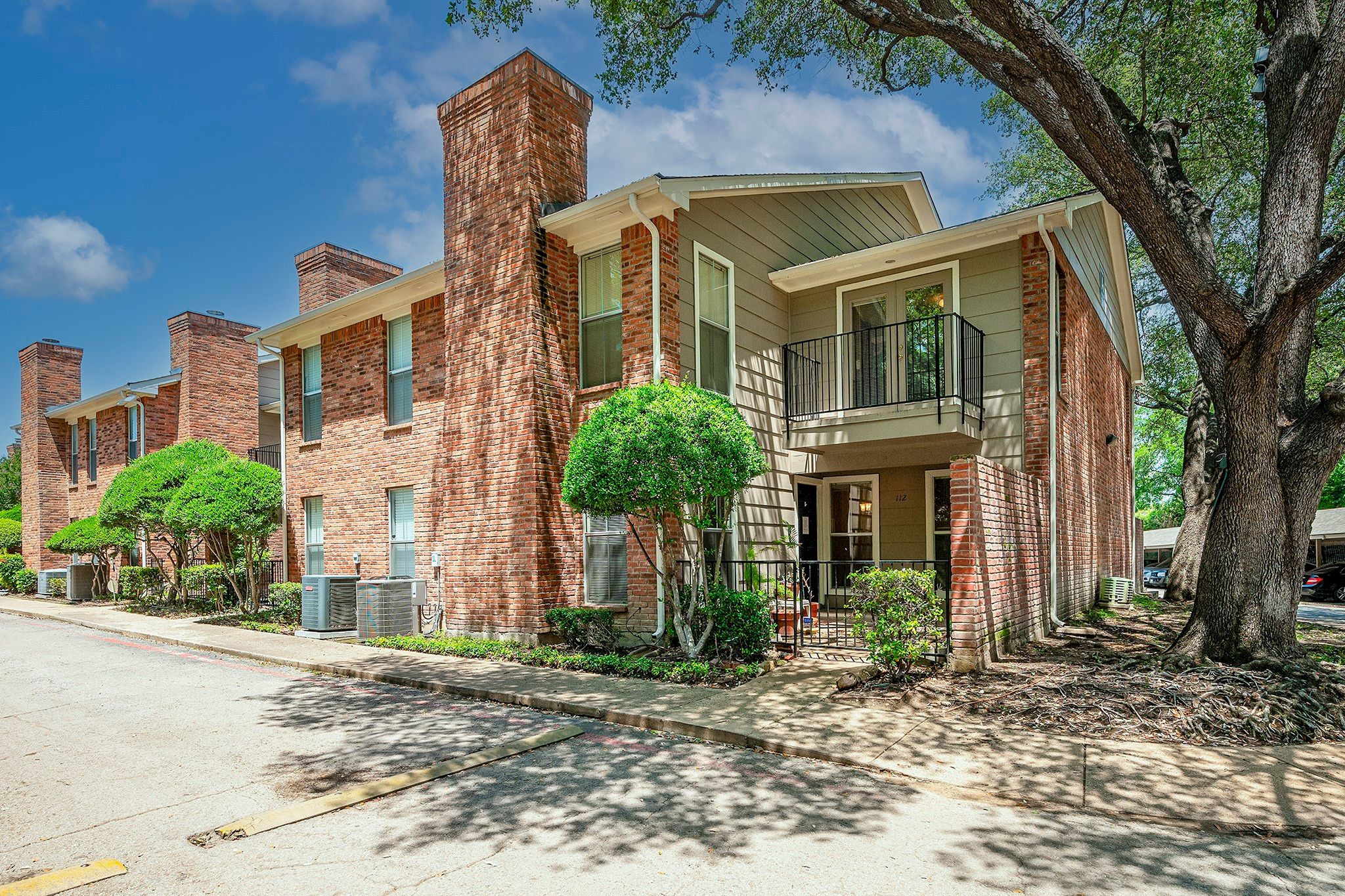 7510 Holly Hill Dr #112, Dallas, TX 75231 - See Est. Value, Schools & More