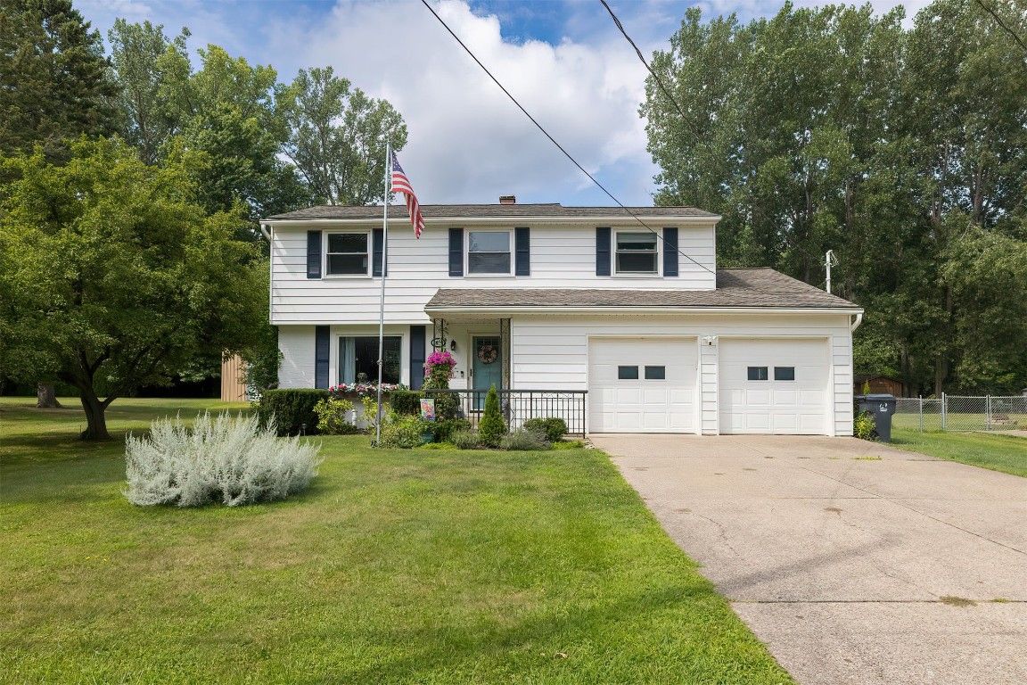 1014 Aris Dr, Erie, PA 16505 - See Est. Value, Schools & More